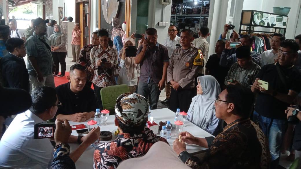 Kunjungan Menteri BP2MI ke Mawar FashionMomen Istimewa: Kunjungan ...